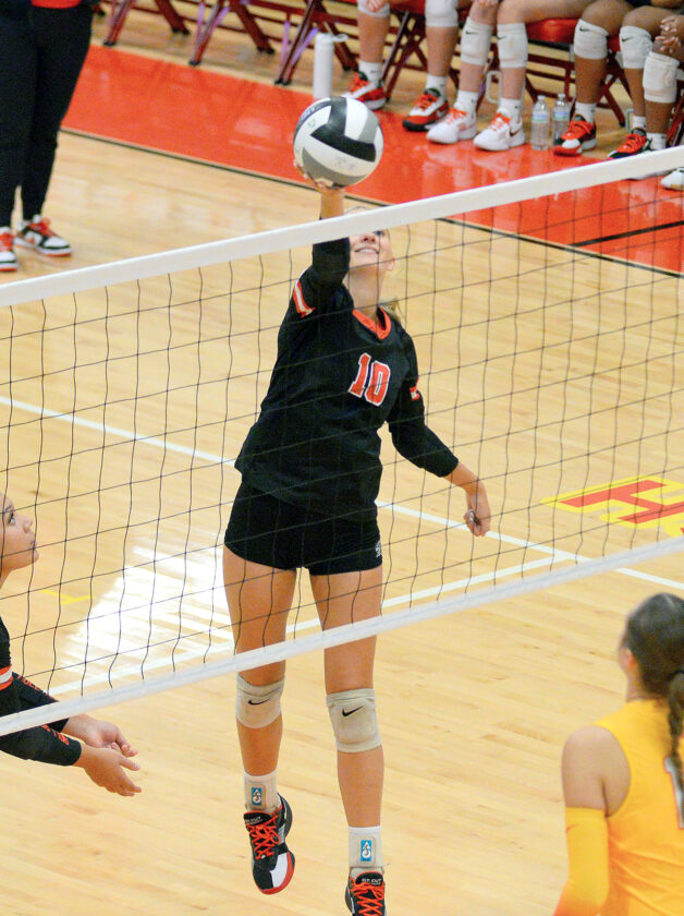 Big Red puts away Creek for first win | News, Sports, Jobs - The Herald ...